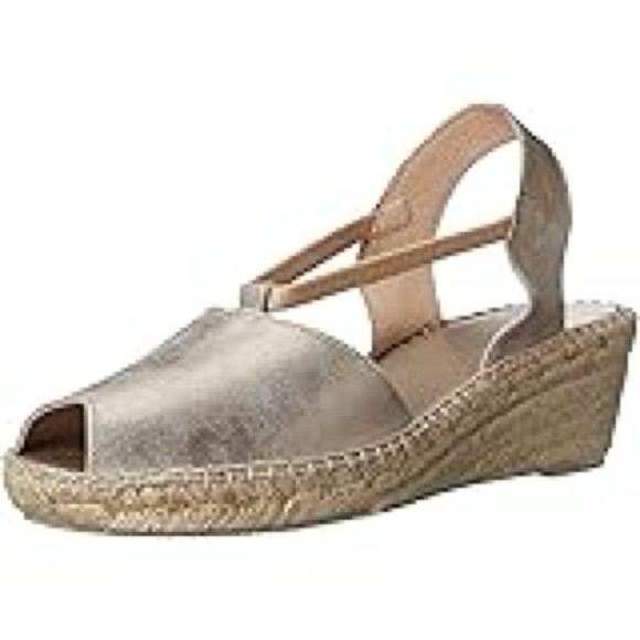 Andre Assous | Shoes | Andre Assous Handmade Silver Espadrille Wedge ...